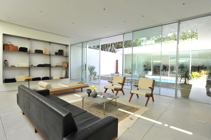 THE OLSENS' STORE: THE ROW