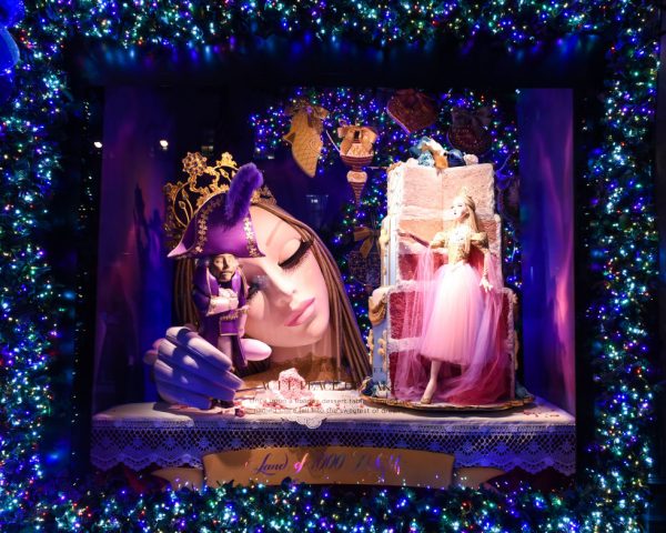 Take A Look At The Most Beautiful Christmas Windows In New York City